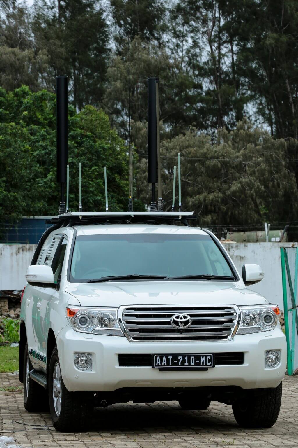 Jammer Vehicle • VIP Convoy Protection Jammer • YTS Systems - Special ...